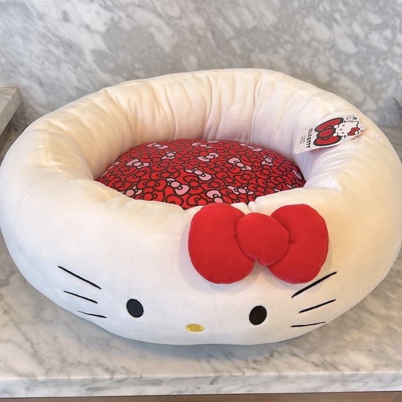 Hello Kitty | Small Pets | Hello Kitty By Sanrio Pet Bed Jazwares ...